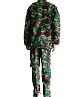 China Custom Military Tactical Uniform Waterproof Camouflage with MOLLE System - XS to 3XL Sizes, 2000 MOQ for sale