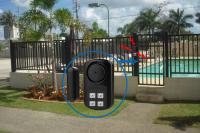 China 140db Magnetic Wireless Pool Door Alarm With Remote Control IP67 waterproof for outside gate security for sale