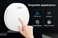 China TUYA WiFi Smoke Detector Self Checking Wireless Smart Fire Smoke Detector With Silence Button for sale