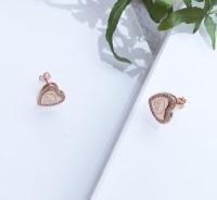 China Heart Stud 925 Sterling Silver Hypoallergenic Silver Drop Cubic Zirconia Earrings for sale