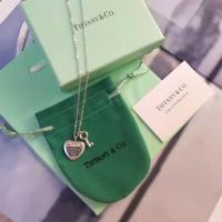 China Custom Sterling Heart Silver Locket Necklace Pendant For Valentine'S Day for sale