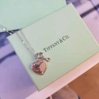 China Custom Sterling Heart Silver Locket Necklace Pendant For Valentine'S Day for sale