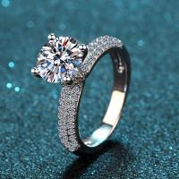 China Sterling Silver S925 Moissanite Jewelry Diamond Same Crown Ring 2 Carat for sale