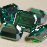 China Green Emerald Princess Cut 1 Carat Moissanite Loose Stone Diamond for sale