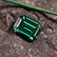 China Green Emerald Princess Cut 1 Carat Moissanite Loose Stone Diamond for sale