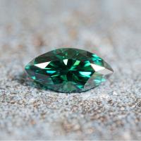 China VVS1 Green Loose Moissanite Gemstones Solitaire Pear Shaped custom for sale