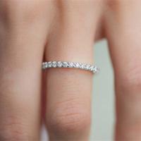 China 18K Silver Prong 0.5ct Diamond Moissanite Jewelry Customized For Wedding Engagement for sale