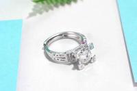 China 1Carat Solitaire Engagement Moissanite Jewelry Ring Four Claws 925 Sterling Silver for sale