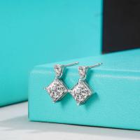 China Colorless Princess Cut 1ct Moissanite Jewelry Stud Earrings VVS1 for sale
