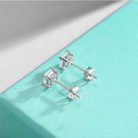 China VVS Diamond 1 Carat Moissanite Earrings 14k Gold Engagement Jewelry Gift for sale