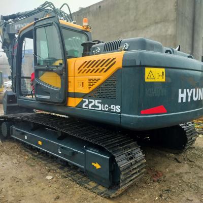 China Efficient Adaptation of Hydraulic Excavator of Second-hand HYUNDAI 225LC-9S Crawler Excavator Under Multiple Working Conditions. for sale