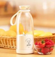 China 500ml USB Rechargeable Portable Blender 60W Mini Sports Juicer Mixer with PETG Bottle for sale