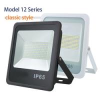 China Outdoor 50w Waterproof LED Solar Flood Lights Anti Glare Warm White for sale