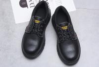 China Cowhide Material PPE Safety Shoes Cow Leather Anti Slip Electrical Resistance S1 SB S3 for sale