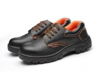 China Petroleum Chemical Electricity  Shock Resistant Anti Stab Oil Resistant Rubber Breathable Safety Shoes for sale