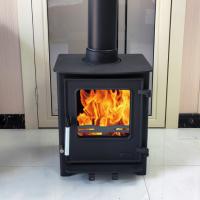 China European Style Cast Iron Wood Burning Stoves Wood Fire Place Modern Wholesale Wood Stoves Fireplaces for sale