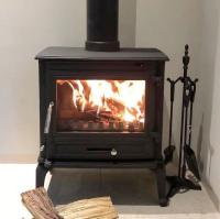 China Fireplace Real Fire Wood Burning Domestic Heating Cast Iron European American Heating Furnace for sale