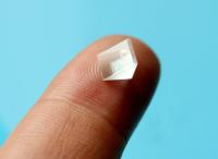 China Miniature Optical Glass Telescope Lenses Crystal Triangular Prism 45 60 90 360 Degree Right Angle Lens for sale