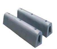 China Marine D Shaped Cone Inflatable Fenders Rubber For Dock Corner Protection for sale