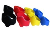 China 0.76mm Thick RFID Wristbands 13.56MHz Waterproof Full Color Customizable 85.5x54mm for Events and Access Control for sale