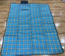 China PEVA Lightweight Waterproof Picnic Blanket Pearl Cotton Acrylic Outdoor Sporting Equipment for sale