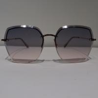China Oversized Polarized Sunglasses Butterfly Shape , Polygon Anti Glare And Polarized Sunglasses for sale