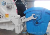 China Isuzu 5 Speed Two Axle Garbage Trucks / Vehicle Single Row 130 Hp for sale
