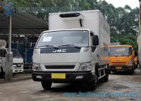 China Euro 4 3000KG JMC Refrigerated Box Truck refrigerator freezer cargo van for sale