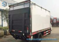China Load 3 T - 5 T JMC 4x2 frozen food delivery truck ISUZU Engine Load 80 Kw / 108 Hp for sale
