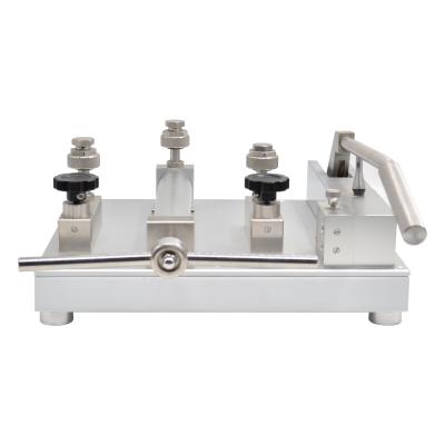 China 380mm*380mm*200mm Dimensions Pneumatic Testing Bench for Gauge Calibration for sale