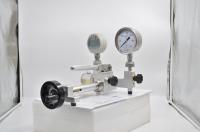 China Oil Medium HS705 Hydrostatic Pressure Test Pump with 0-700 bar Measuring Range for sale