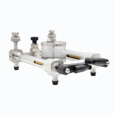 China Portable Hydraulic Pressure Test Pump 0-700 bar 2.6kg HS711A Adjust Resolution 0.1kPa for sale