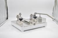 China Pneumatic Pressure Calibration Pump HS721 -0.95 to 60 bar 14.8 kg for Gauge Testing for sale