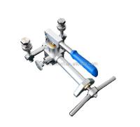 China HS703 Pneumatic Pressure Test Pump 60 bar Portable Calibration Pump with 0.1mbar Resolution for sale