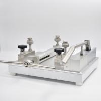 China Stainless Steel Hand Held Pneumatic Pressure Calibrator 140bar 0.1mbar Resolution for sale