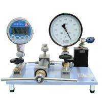 China Advanced and Versatile Hydraulic Pressure Gauge Comparator for Multiple Applications for sale
