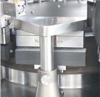China High Speed Hard Gelatin Capsule Filling Machine For Medical Pharmacy NJP-3800C for sale