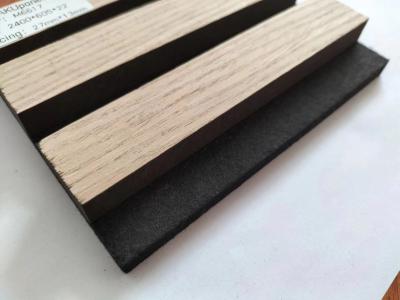 China slat wooden wall panels  Office Studio Akupanel Wooden Slatted Sound Absorbing Proofing Wood Slat Wall for sale