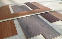 China PVC floor Waterproof Vinyl  Flooring UV Coating Vinyl Plank Flooring Anti-Static Tiles for sale