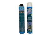 China 750ml Gun Type PU Spray Foam Insulation With Strong Adhesive Force for sale