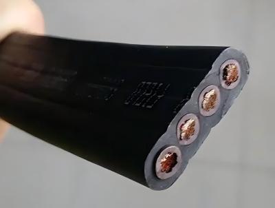 China SE4 Rubber Flat Traveling Cable YZWB 450/750V 2-10 Cores 1.5-240mm² for sale