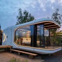 China Prefabricated Outdoor Office Pod High Privacy Eco Friendly With A Terrace for sale