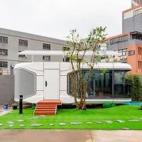 China Outdoor Office Pod designed with noise reduction technology and climate control systems to maintain comfort and concentration outdoors for sale