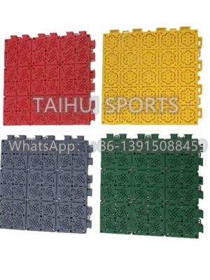 China 340x340x17mm PP Interlocking Basketball Court Tiles - Weather Resistant Sports Flooring for sale
