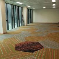 China Commercial Room Plush Printed Luxury Carpet Tiles 50x50 60.96x60.96 Tile Hotel Carpet for sale