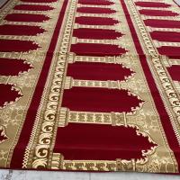 China 1200g/sqm Fleece Weight Mosque Carpet Roll for Modern Style in Pakistan Masjid for sale