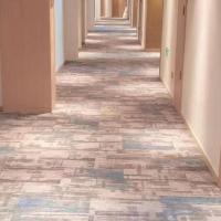 China Customized Support Hand Tufted Living Room Carpet for Hotel Soundproof Large Wall to Wall for sale