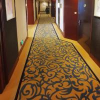 China Rectangle WILTON 4m Fire Proof Nylon Wall to Wall Carpet for Commercial Buildings for sale