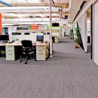 China Modern Style 50x50 Square PE Backing Office Carpet Tiles for Busy Commercial Offices for sale
