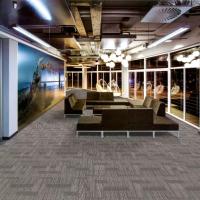 China 550 ± 5% Tufted Level Loop Nylon Carpet Tiles for Modern Commercial Offices and Schools for sale